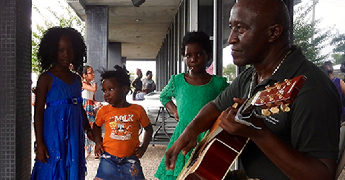 Houston Refugee Resettlement Groups Scramble to Welcome Families ...